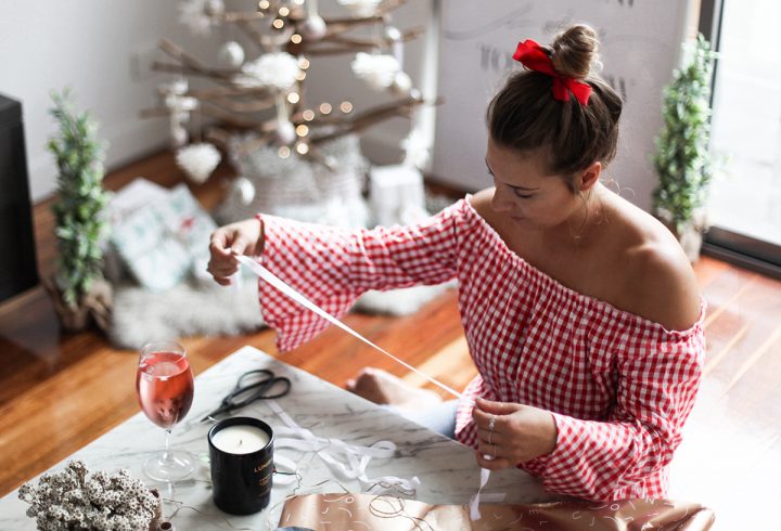 DELIVER YOUR CHRISTMAS GIFTS ON TIME WITH AUSTRALIA POST